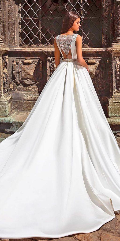 30 Brilliant Crystal Design Wedding Dresses | Wedding Dresses Guide