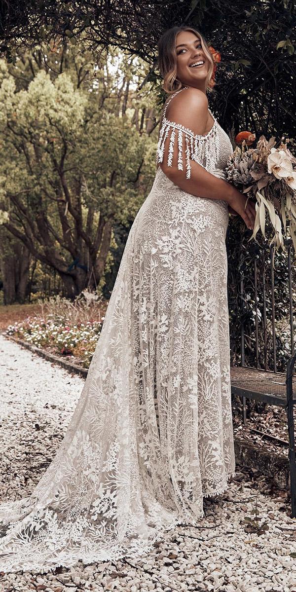 Lace Plus Size Wedding Dresses: 21 Amazing Styles