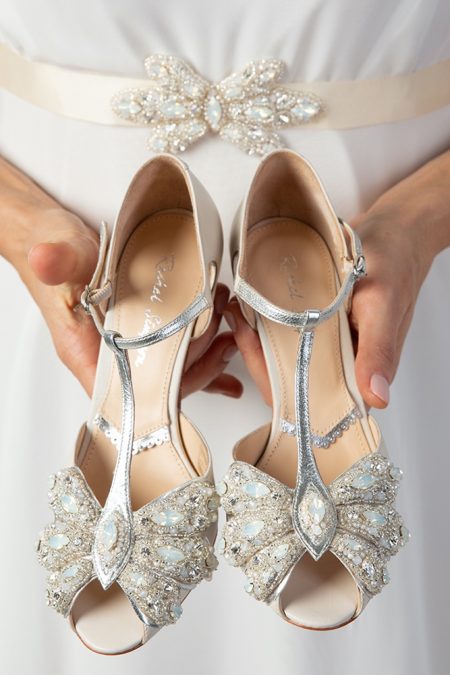 Flat Wedding Shoes To Dance All Night: 24 Stylish Options