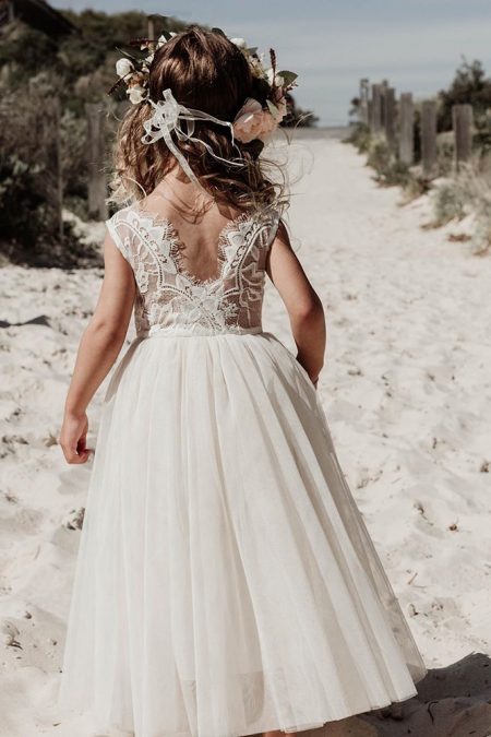 Must Have 2019: 24 Lace Flower Girl Dresses Wedding Dresses Guide