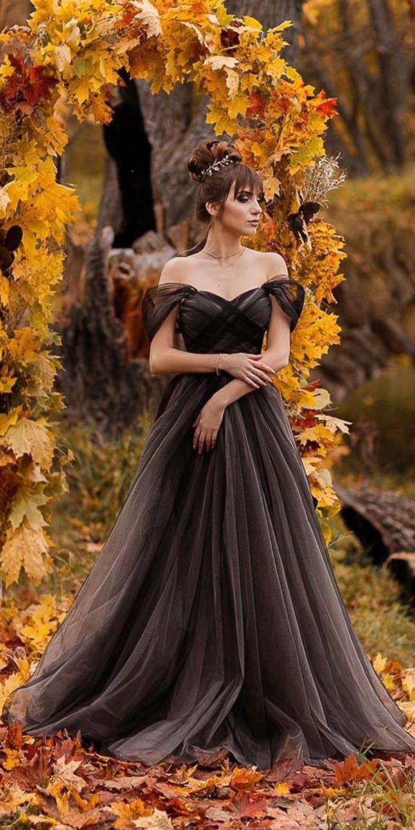 Gothic Wedding Dresses: 33 Dark Romance Styles