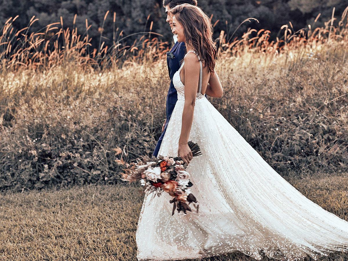 15 Bohemian Wedding Dresses For Charming Brides