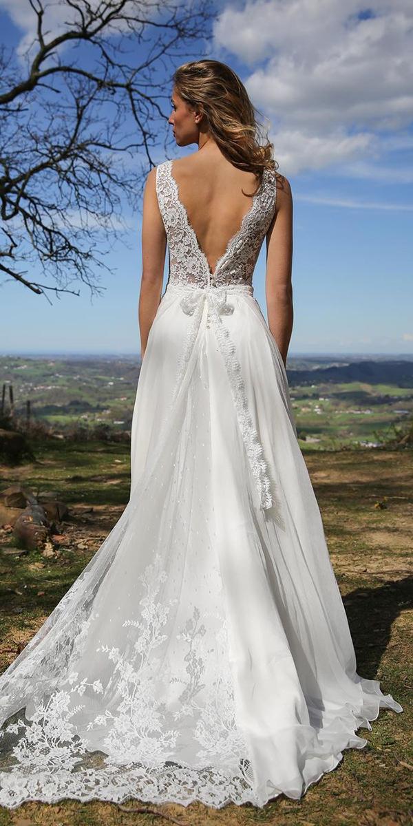 Barnyard Wedding Dresses To Inspire Any Bride | Wedding Dresses Guide