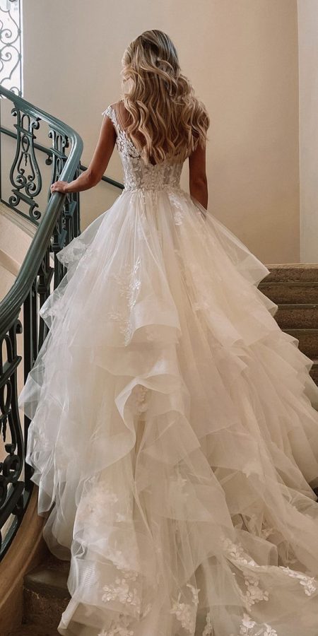 Lace Bridal Gowns Of Your Dream | Wedding Dresses Guide