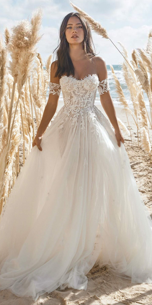Barnyard Wedding Dresses To Inspire Any Bride | Wedding Dresses Guide