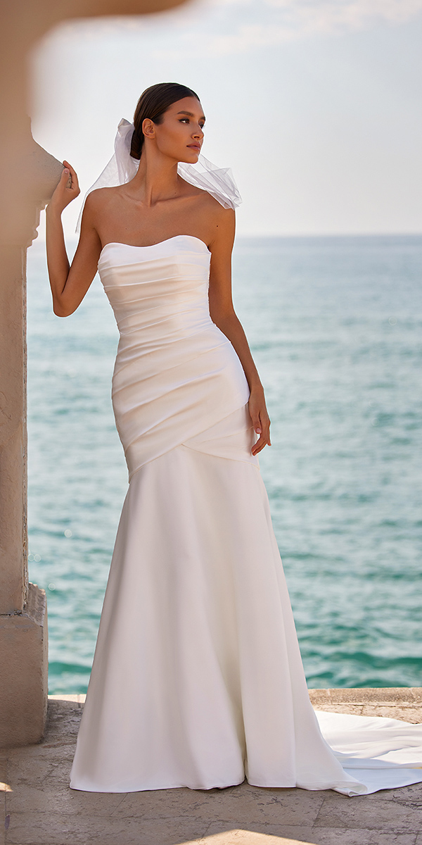Trumpet Wedding Dresses: 18 Styles That Are Fancy