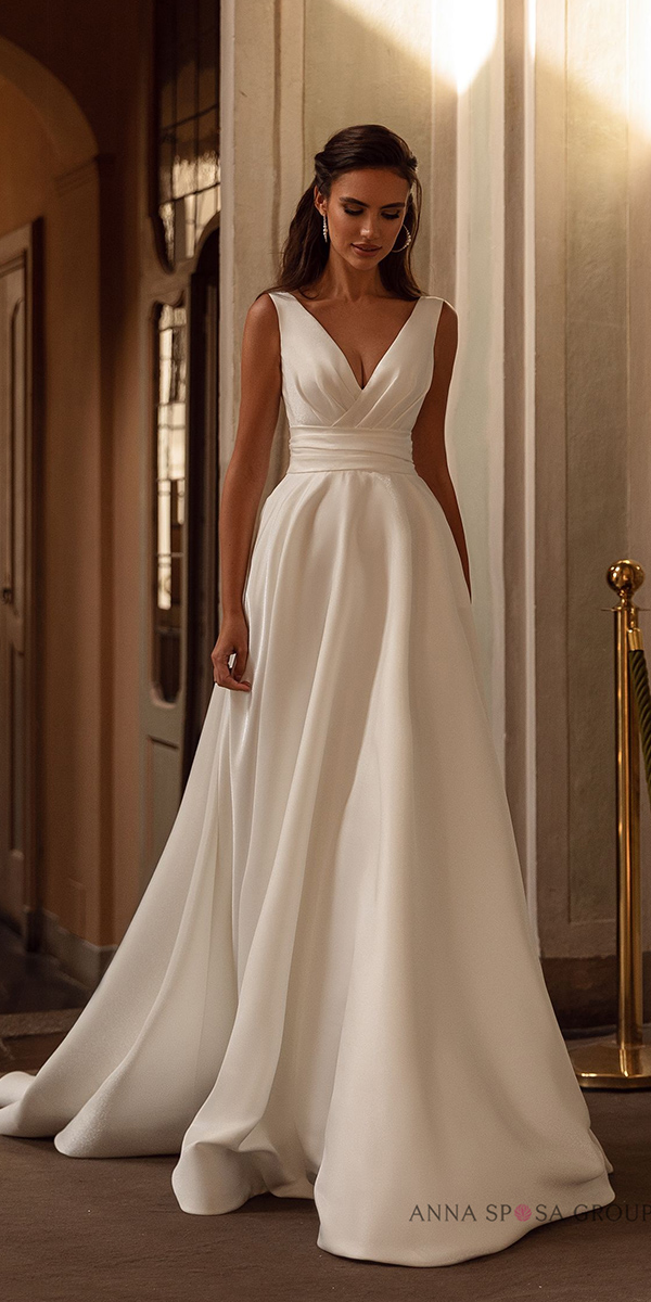 Satin Wedding Dresses: 21 Classic and Chic Styles