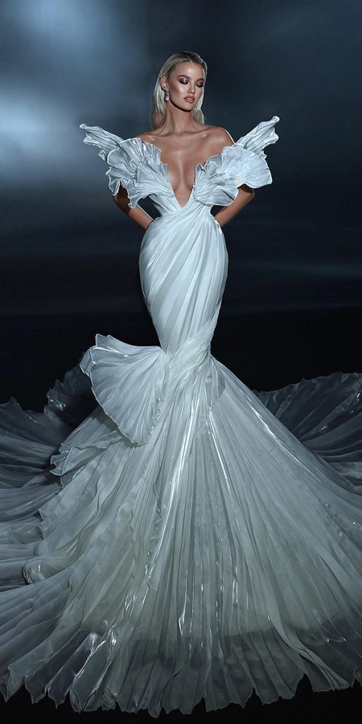 Trumpet Wedding Dresses: 18 Styles That Are Fancy