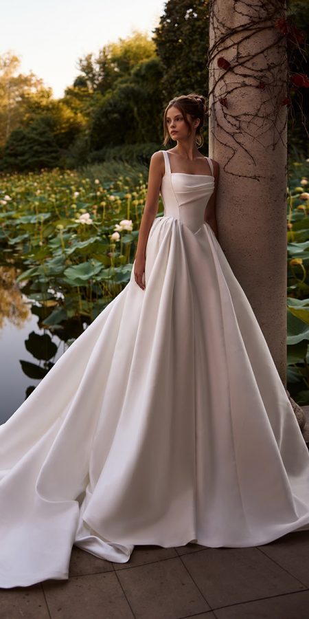 Satin Wedding Dresses: 21 Classic and Chic Styles